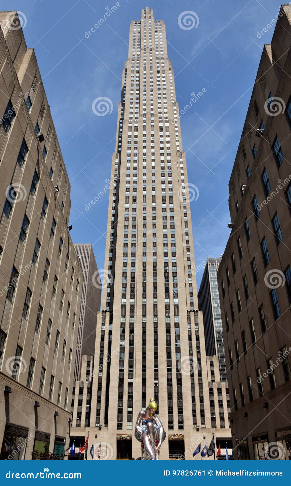 Plaza de 30 Rockefeller foto editorial. Imagen de rockefeller - 97826761