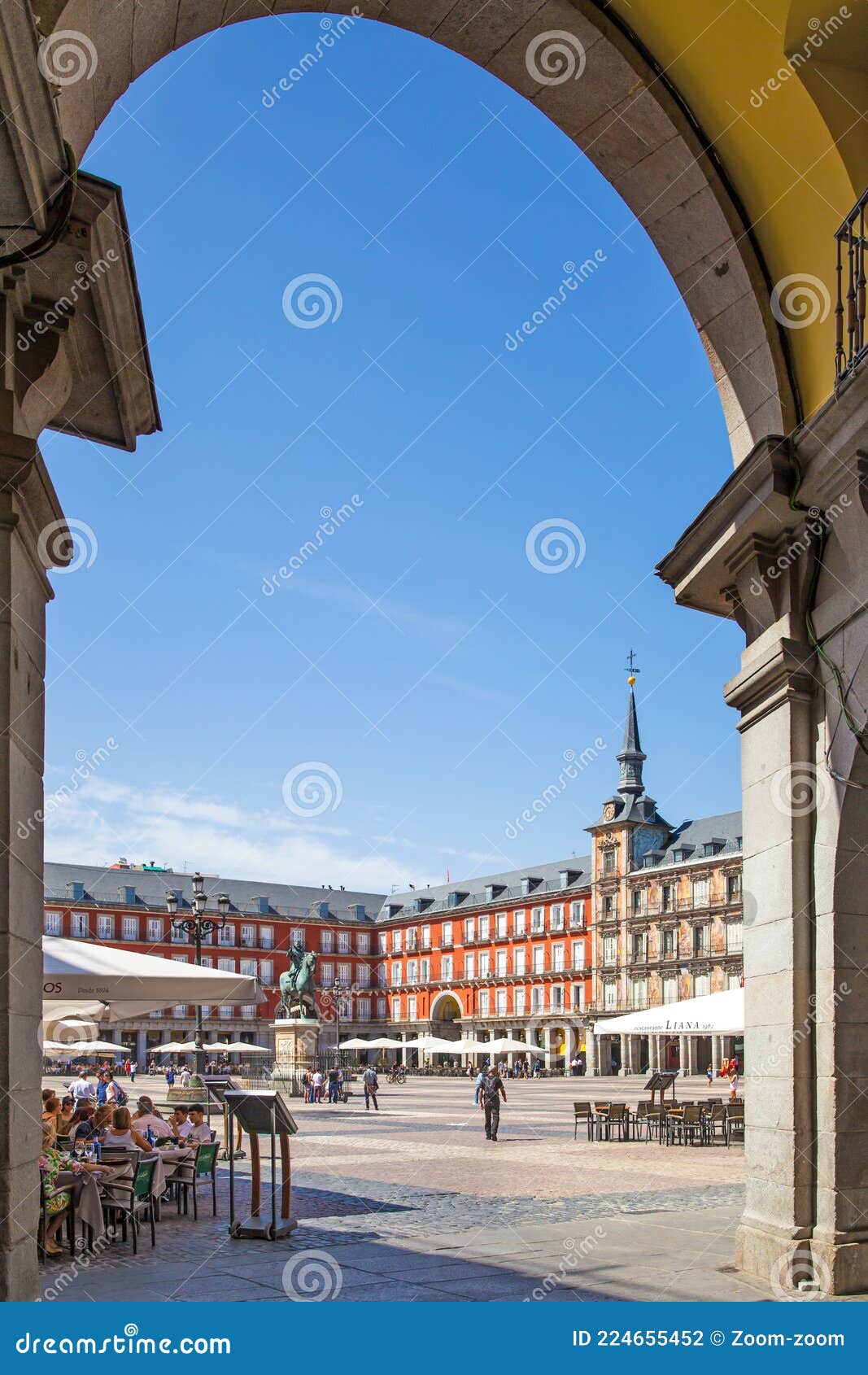 Plaza Mayor in Madrid through Gate Arch Editorial Photography - Image ...