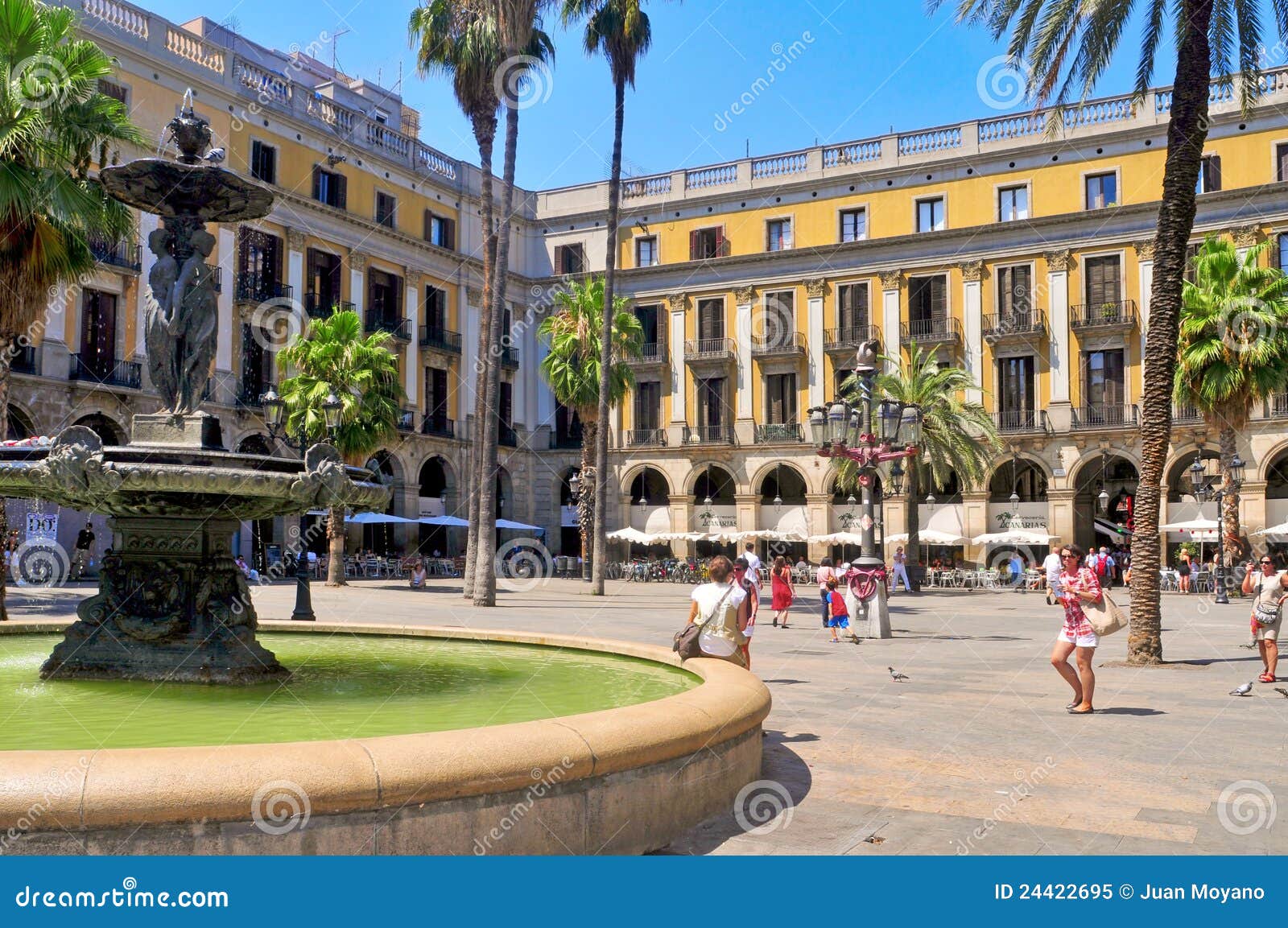 Plaza Real in Barcelona, Spain Editorial Image - Image of reial, famous ...