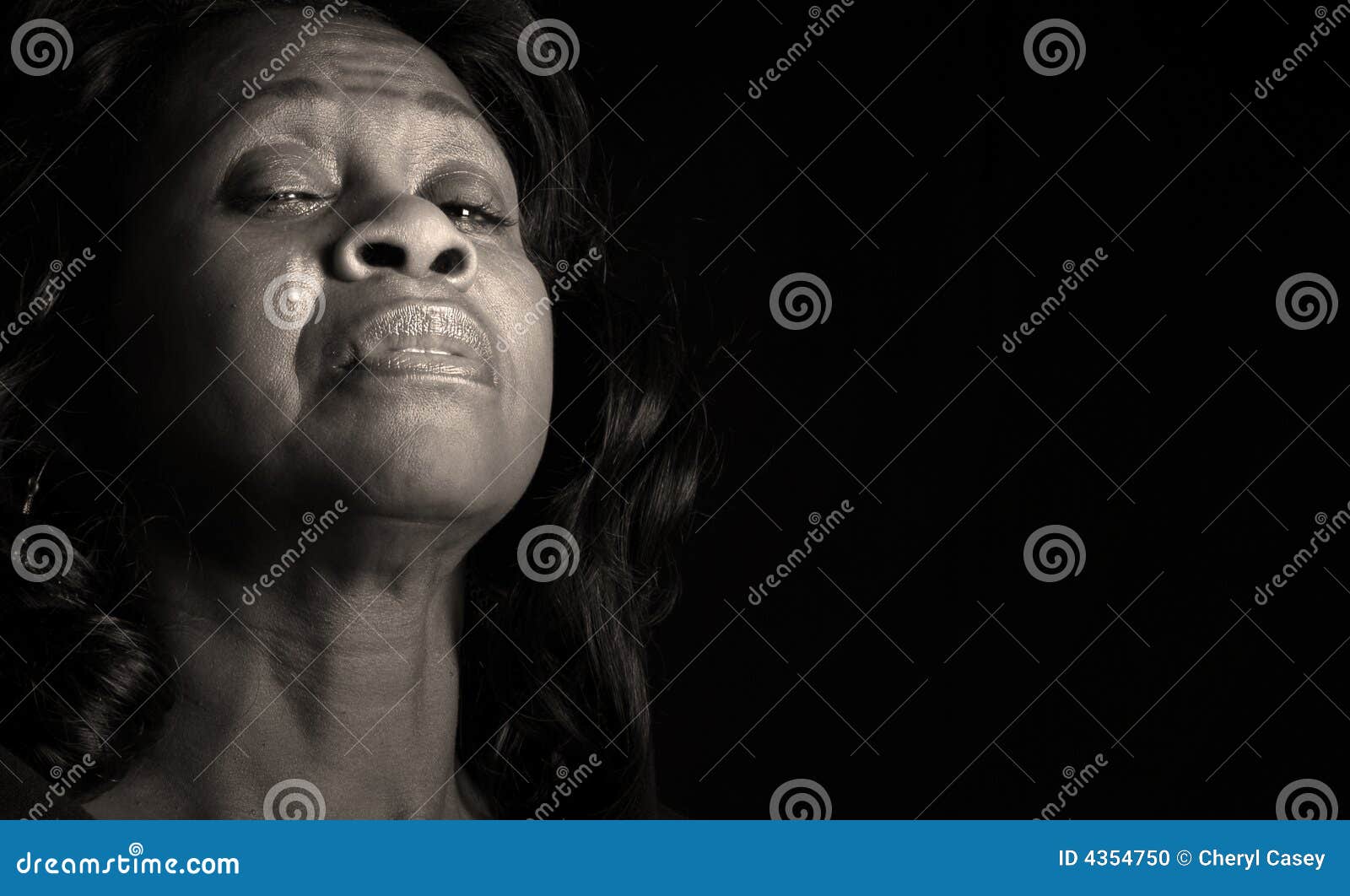 Pleurer de femme photo stock. Image du renversement, tension - 4354750