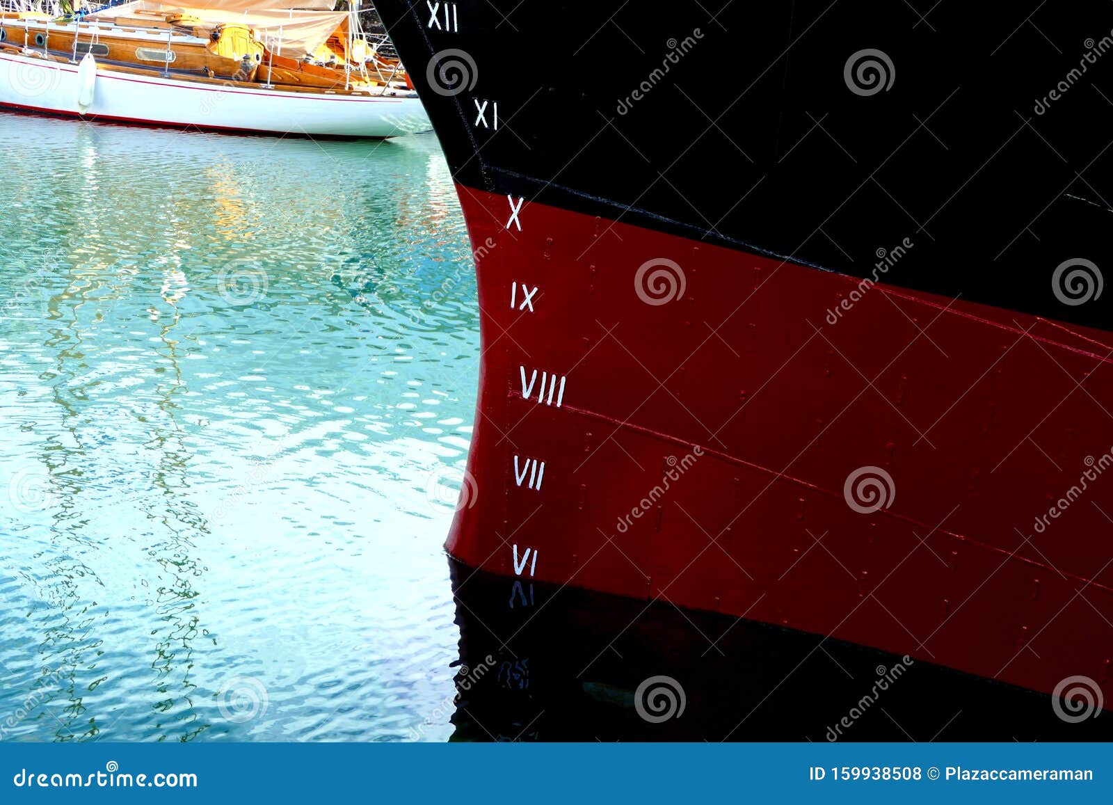 Plimsoll Line Royalty-Free Stock Photo | CartoonDealer.com #159938379