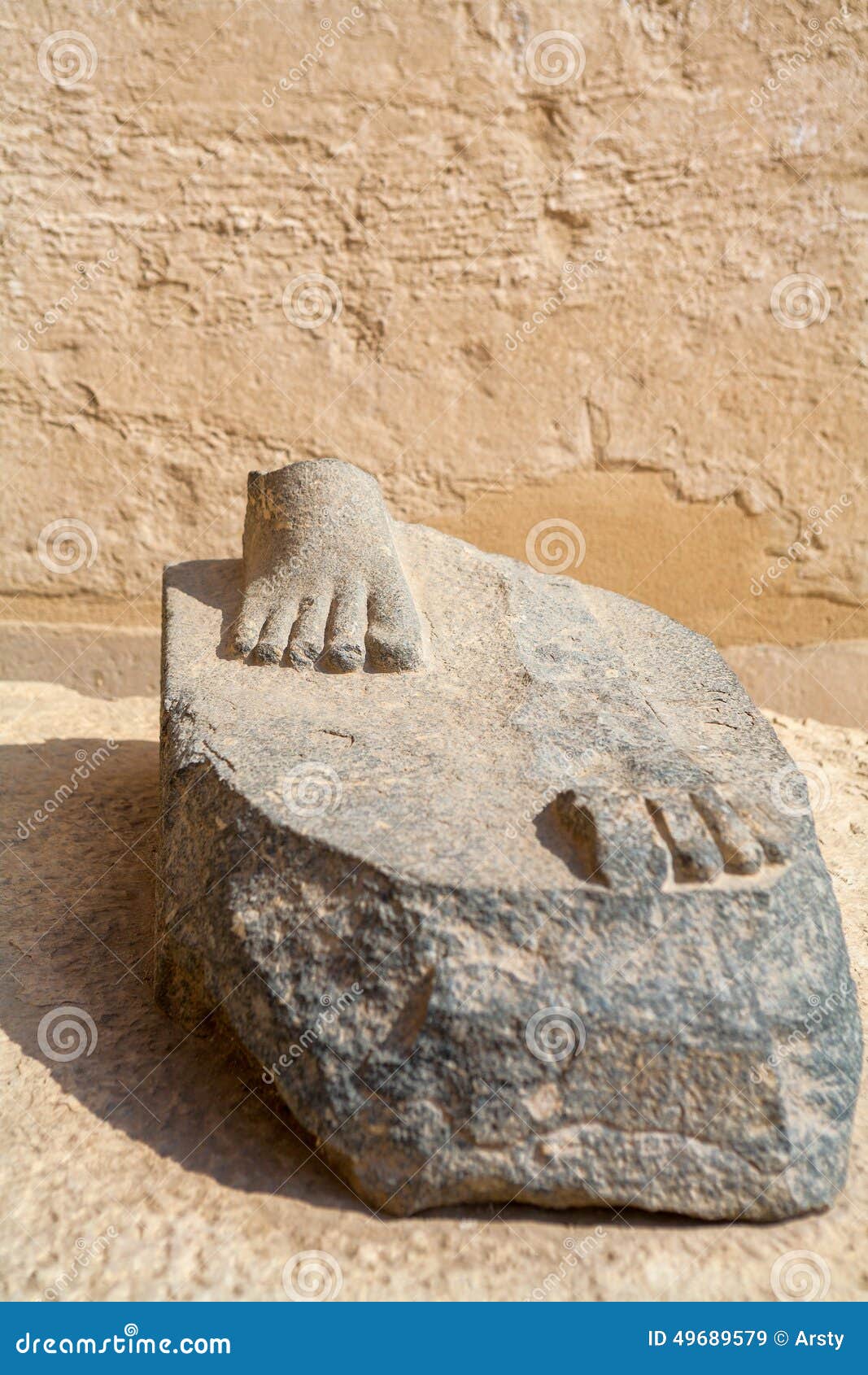 Plinth. Karnak Temple, Luxor, Egypt Stock Image - Image of sculpture ...