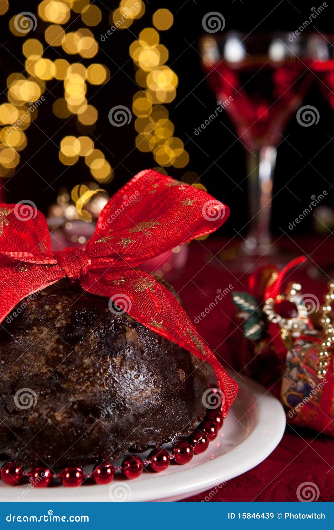 Plum Pudding and Christmas Tree Stock Image - Image of holiday ...