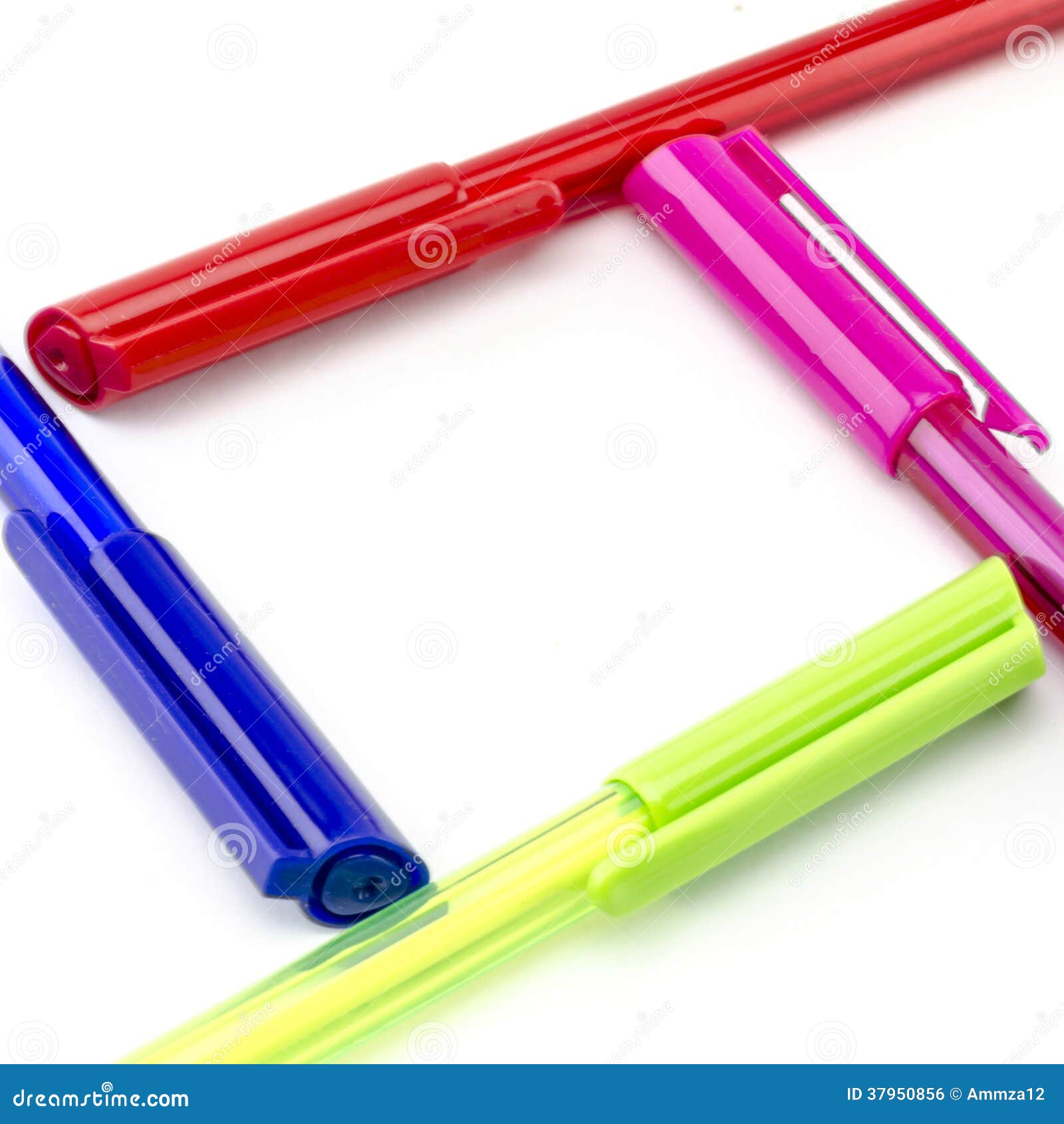 Pluma Del Color Aislada En Blanco Foto de archivo - Imagen de tiza ...