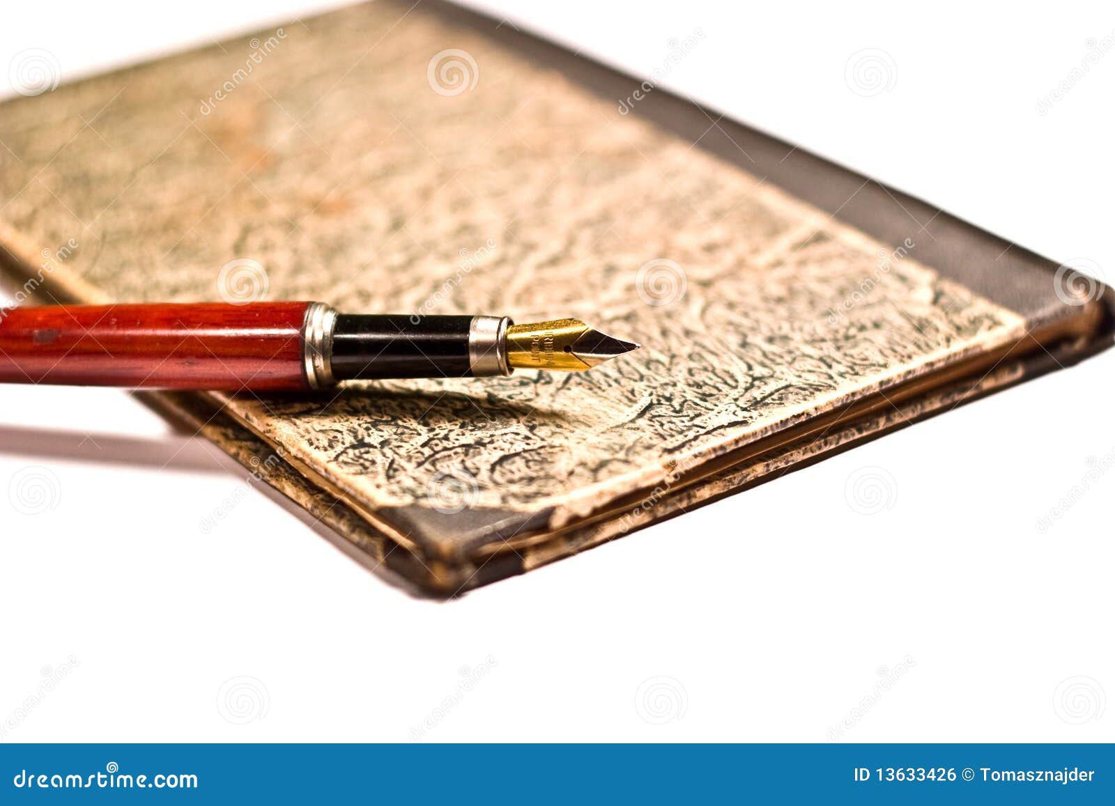 Pluma vieja foto de archivo. Imagen de pergamino, historia - 13633426