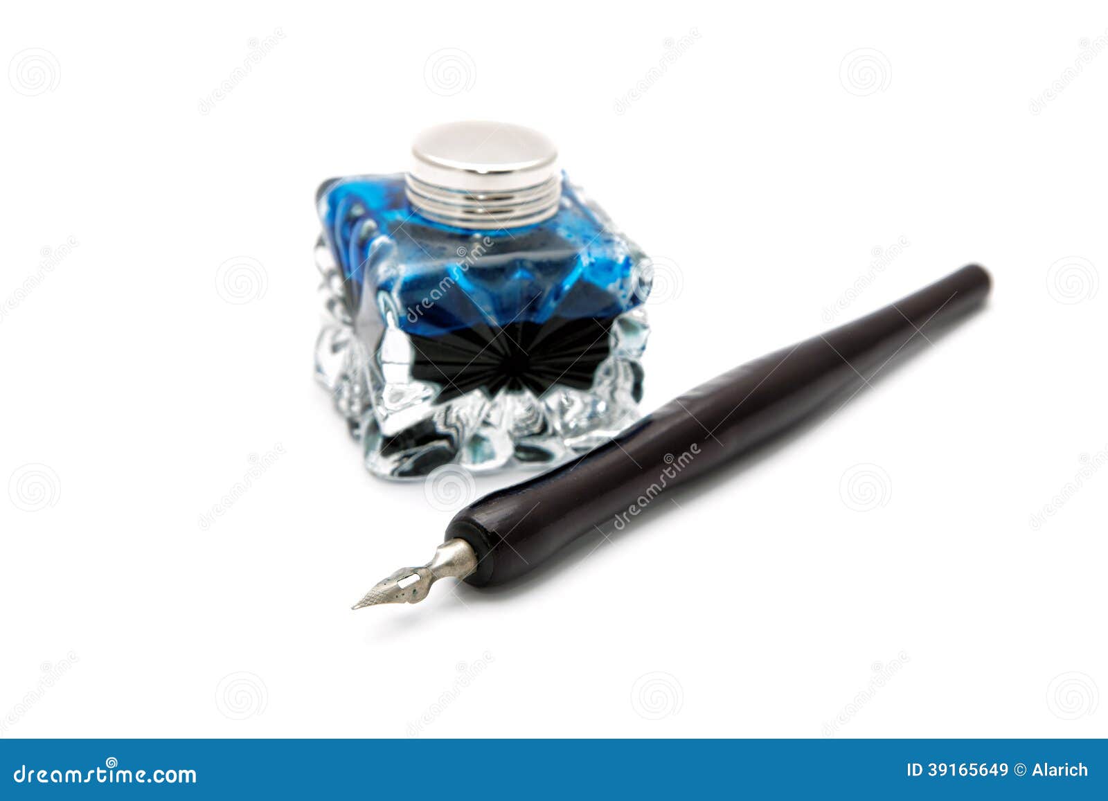 Pluma Y Tintero Del Vintage Aislados Imagen de archivo - Imagen de ...