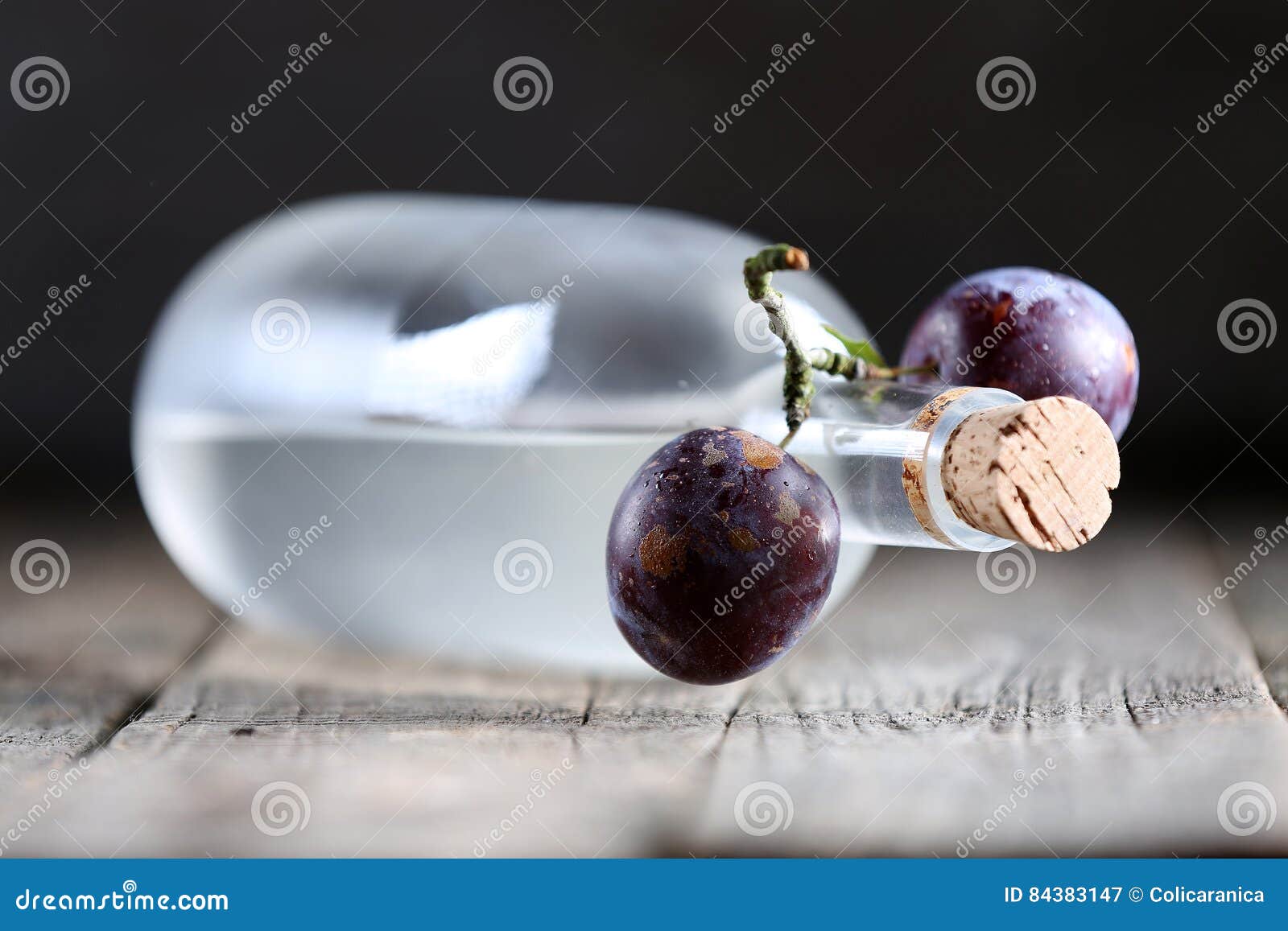 Plumb Brandy, Romanian Tuica Stock Image - Image of tuica, eastern ...