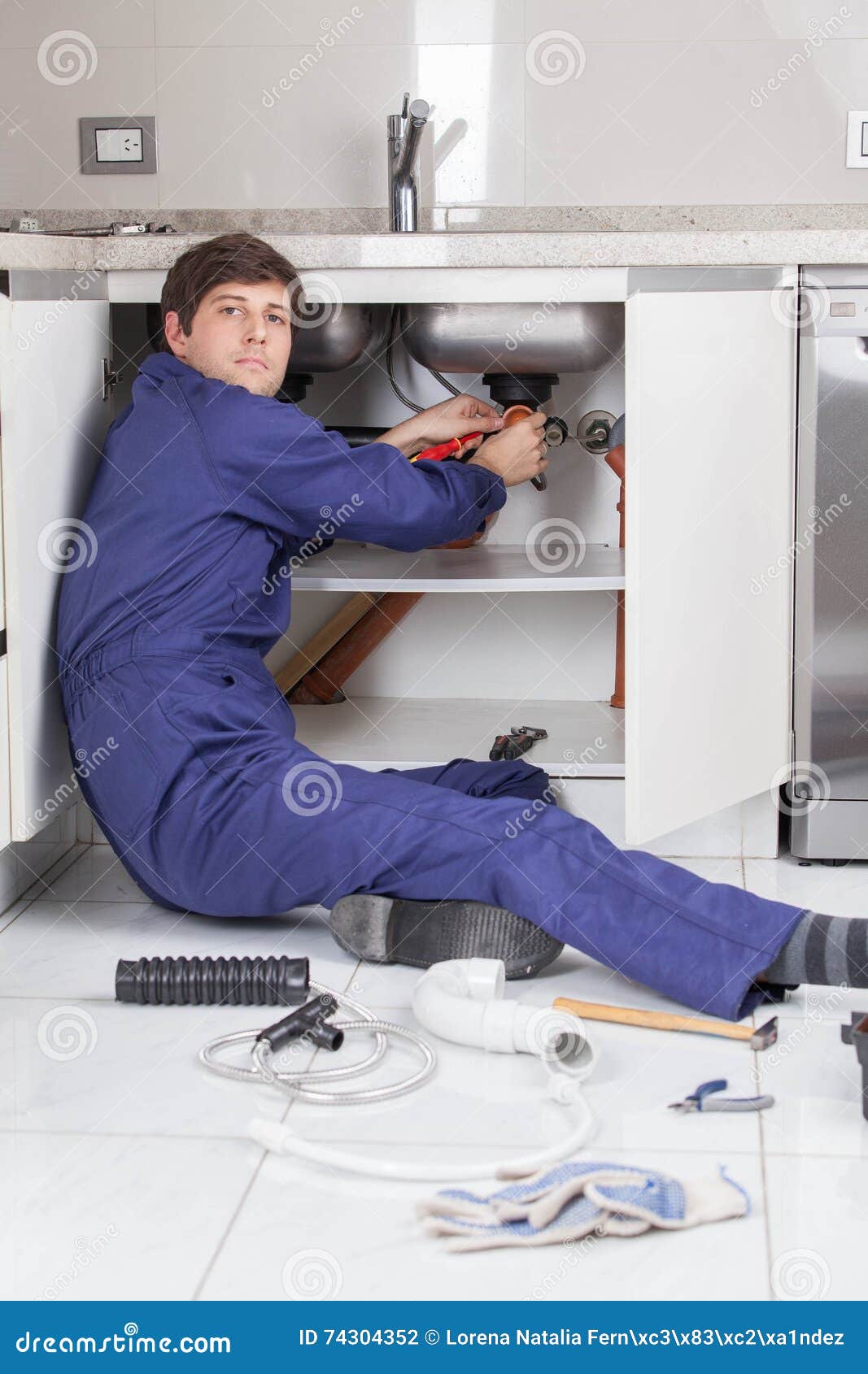 Floor Repair, Installation Of Guides For Concrete Screeds. Installation ...