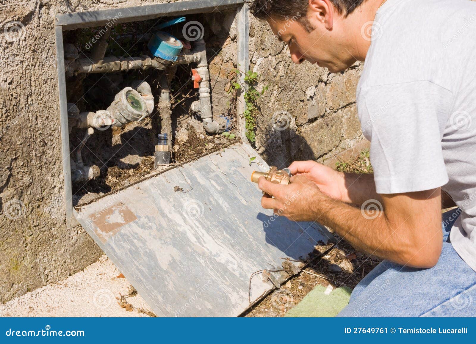 Plumber at work stock image. Image of maintenance, repairman - 27649761