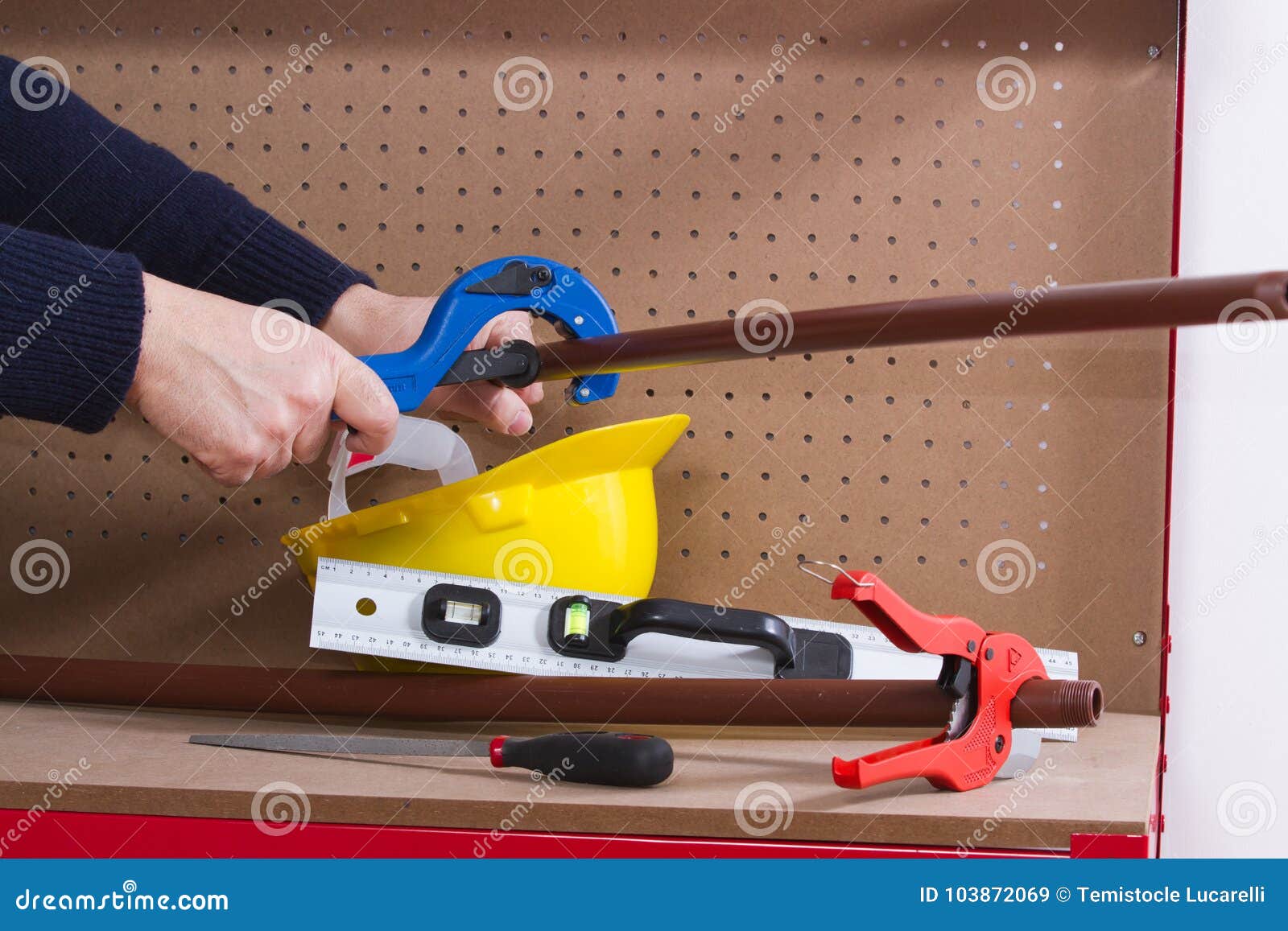 Plumber at Work in His Workshop Stock Image - Image of plumbing ...
