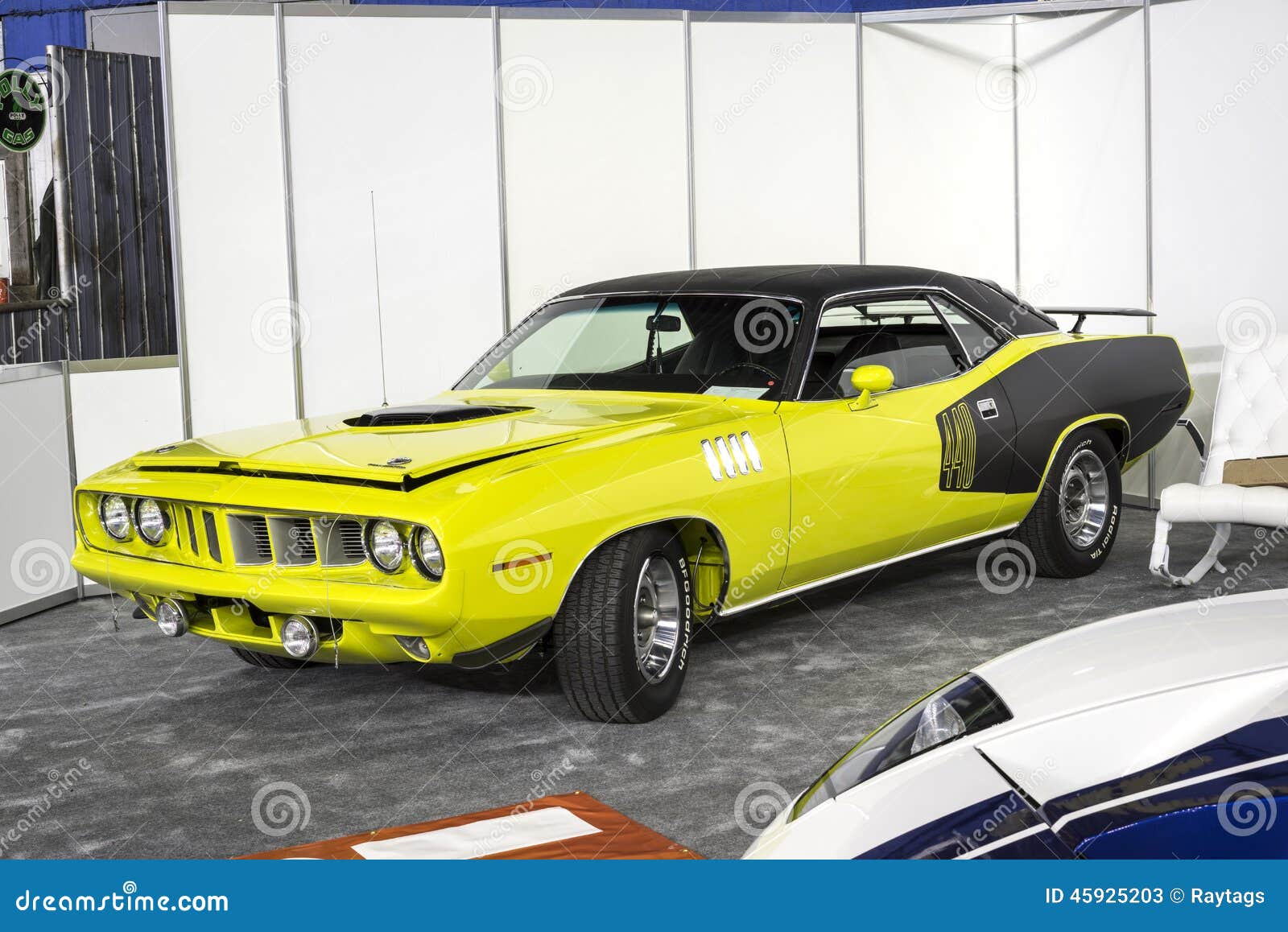 Plymouth 1971 Cuda photo stock éditorial. Image du muscle - 45925203