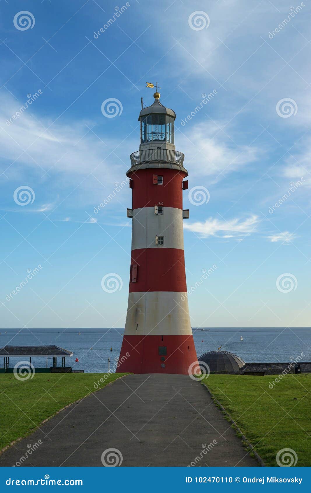 Plymouth Red and White Lighthouse Stock Photo - Image of devonshire ...