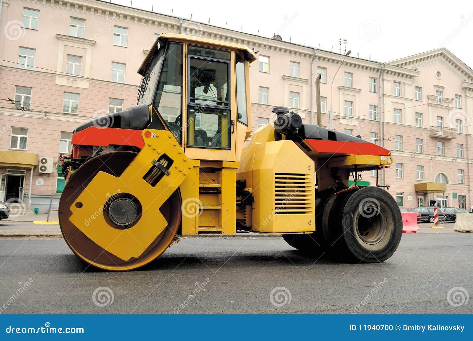 Pneumatic Tyred Roller Compactor Machine Stock Photo - Image: 11940700