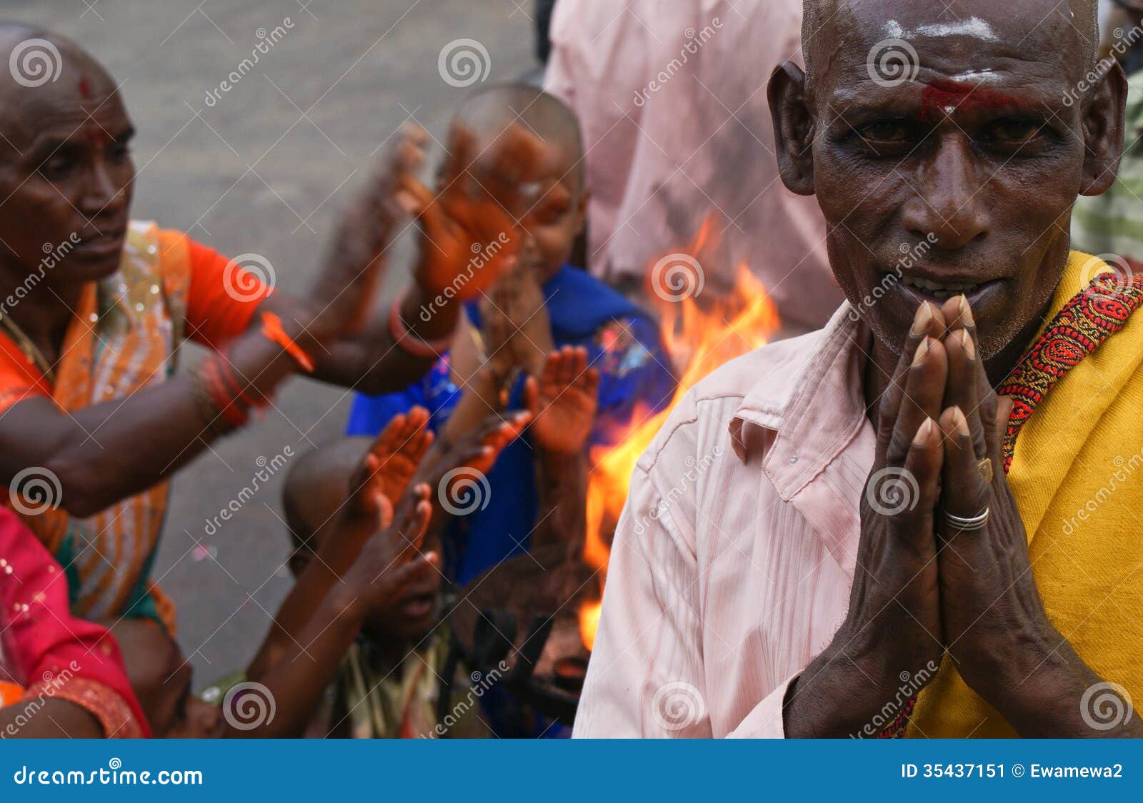 Población Hindú Religiosa De La India Foto editorial - Imagen de ...