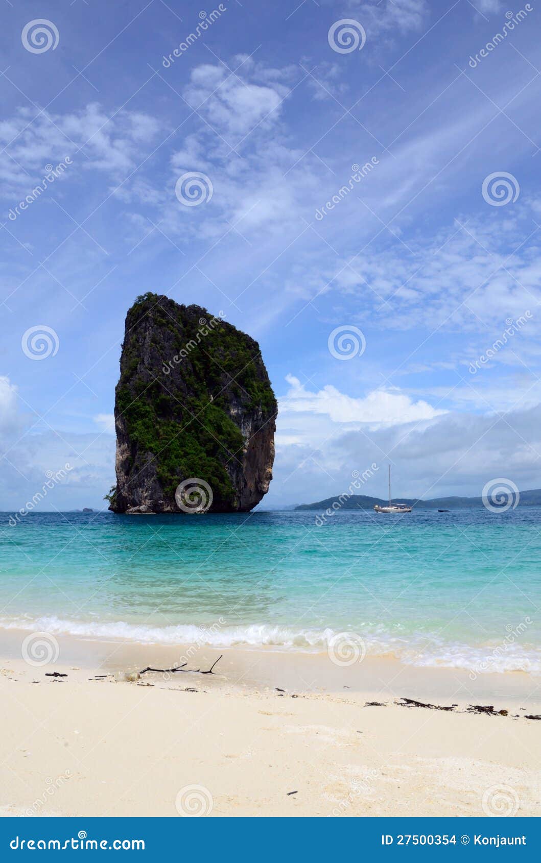 Poda Island in Krabi Thailand Stock Photo - Image of group, rock: 27500354