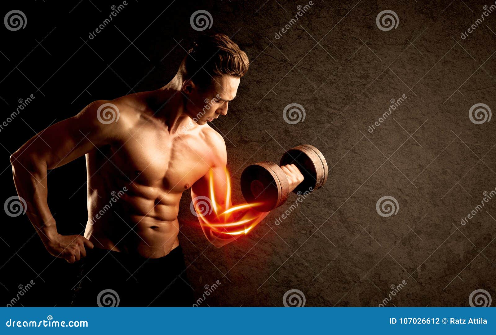 Poids De Levage De Bodybuilder Convenable Avec Le Concept Rouge De ...