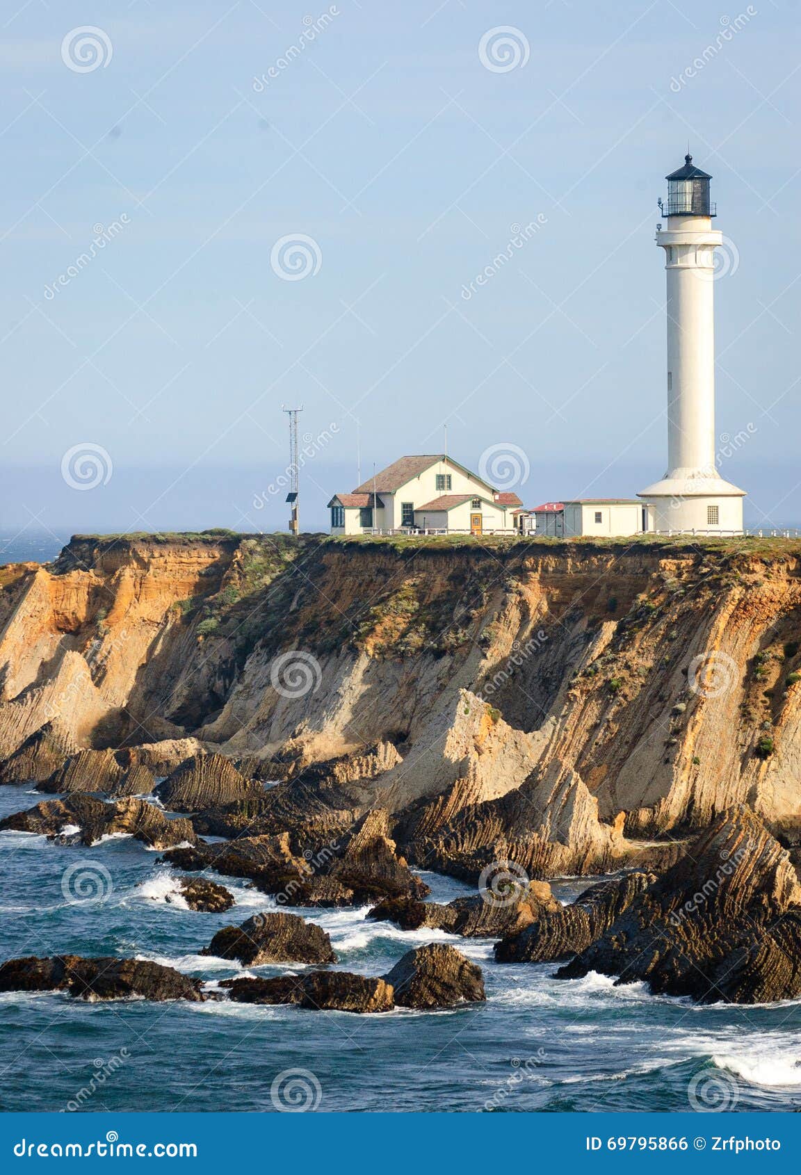 Point Arena Light stock photo. Image of water, lighthouse - 69795866