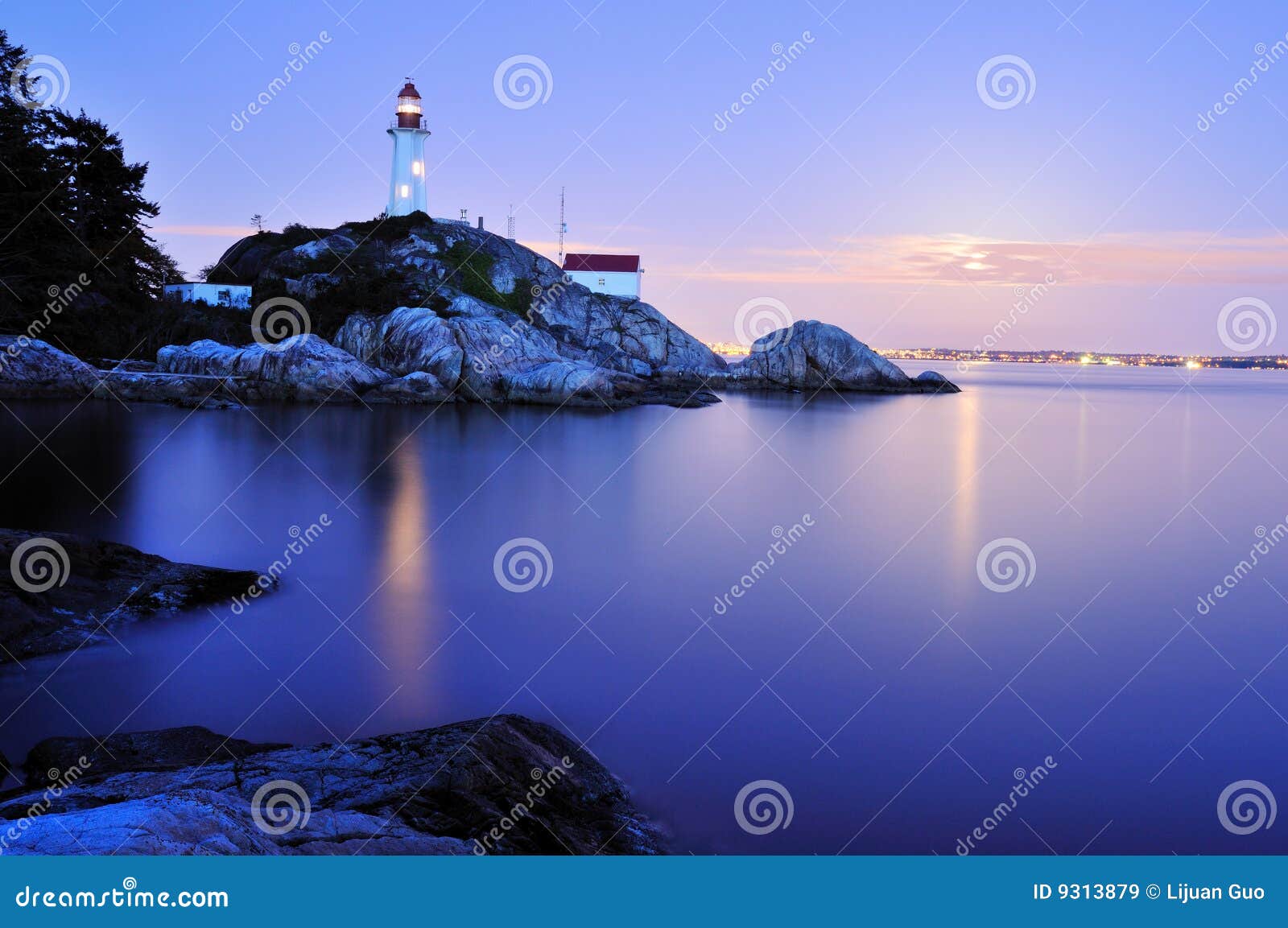 Point Atkinson Lighthouse, West Vancouver Stock Image - Image of canada ...