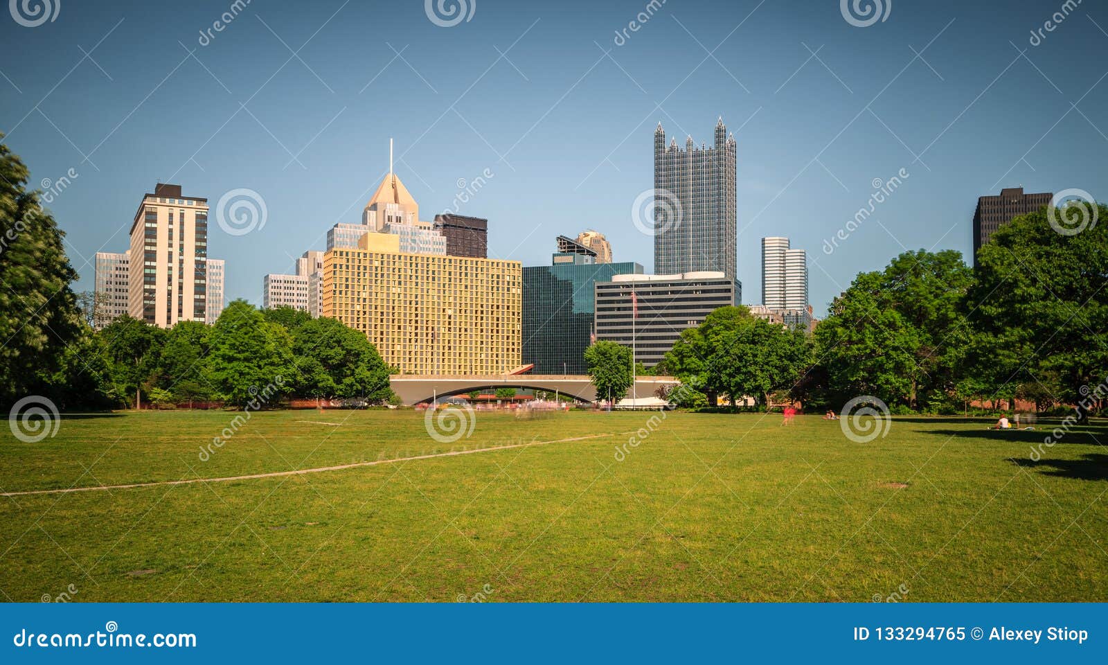 Point State Park in Pittsburgh Stock Image - Image of cityscape ...