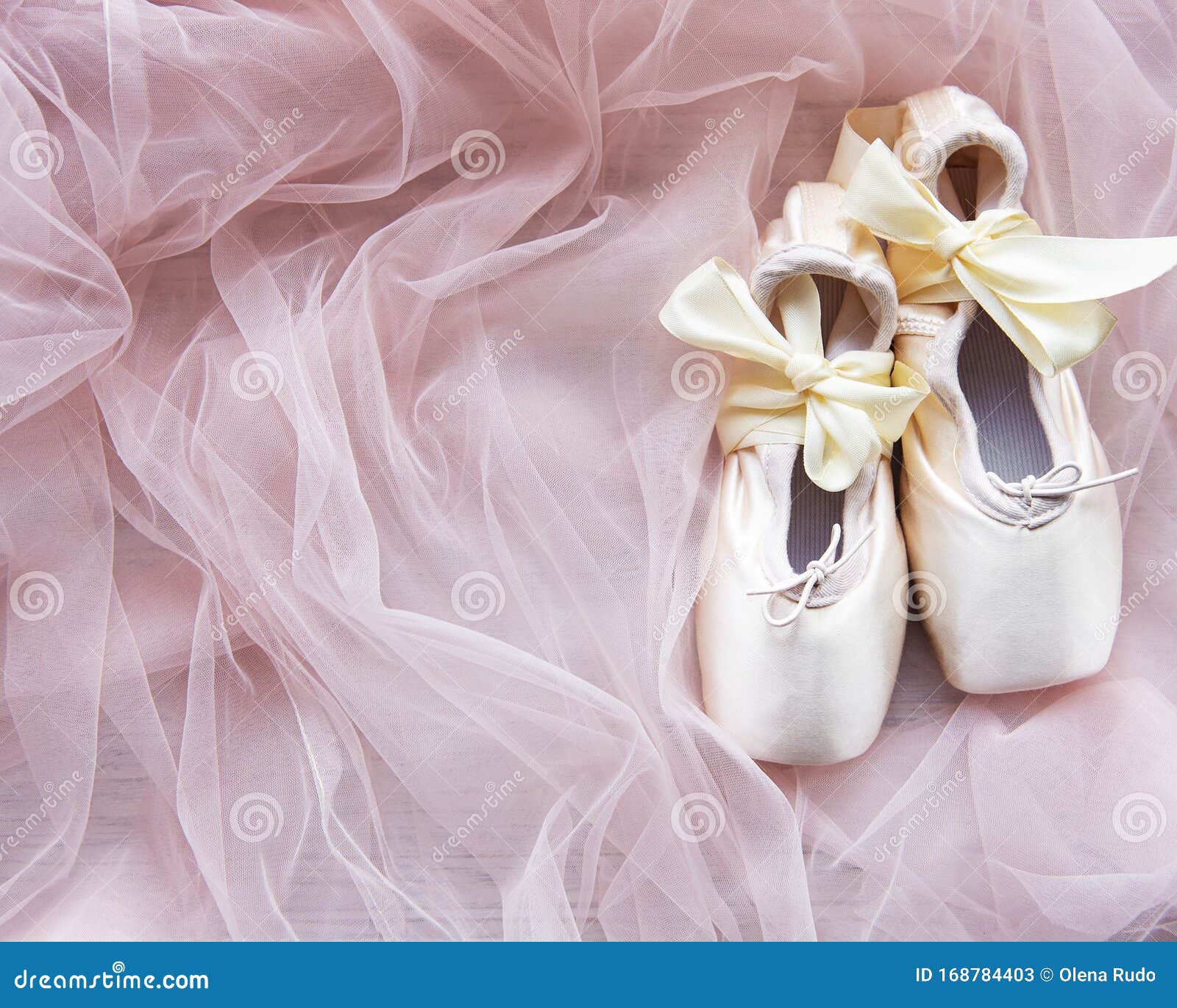 Pointe ballet shoes stock image. Image of satin, classic - 168784403