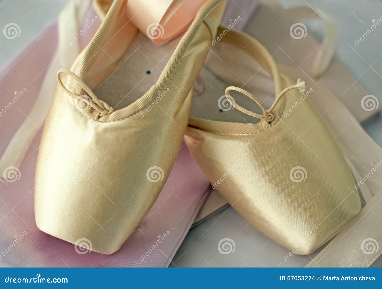 Pointe Ballet Shoes with Ribbons Stock Photo - Image of pointe, action ...