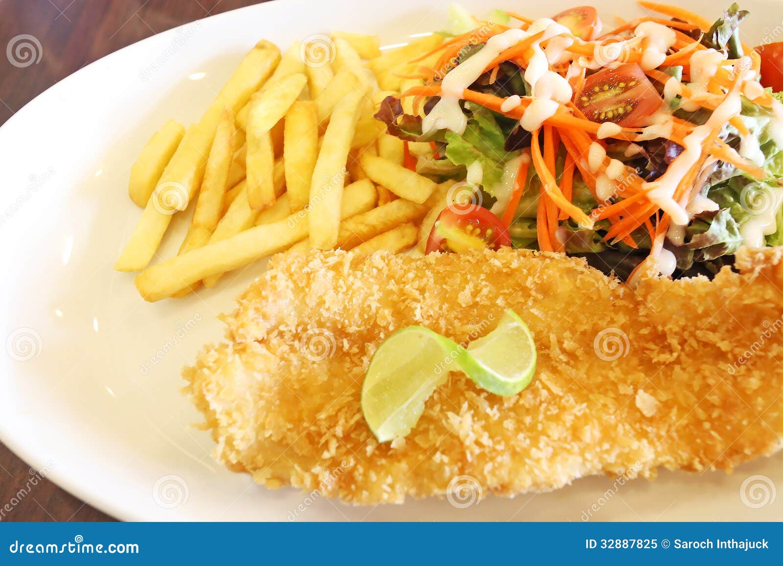 Poisson-frite image stock. Image du déjeuner, local, fritures - 32887825