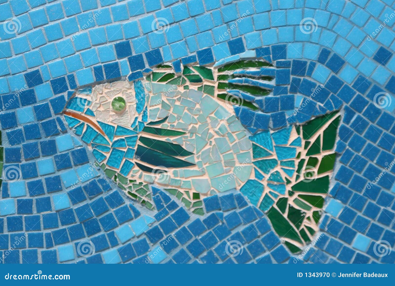 Poissons 2 de mosaïque photo stock. Image du aqua, multi - 1343970