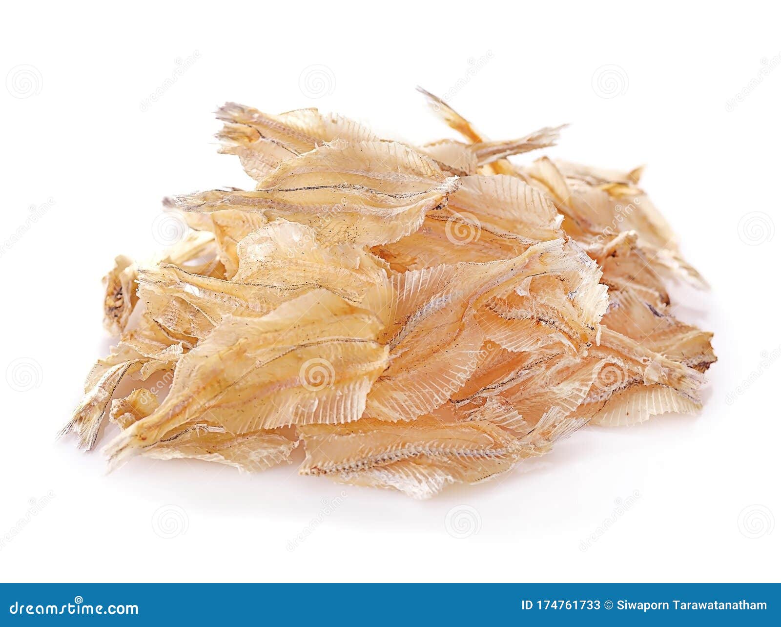 Poissons Secs D'isolement Sur Le Fond Blanc Image stock - Image of sain ...