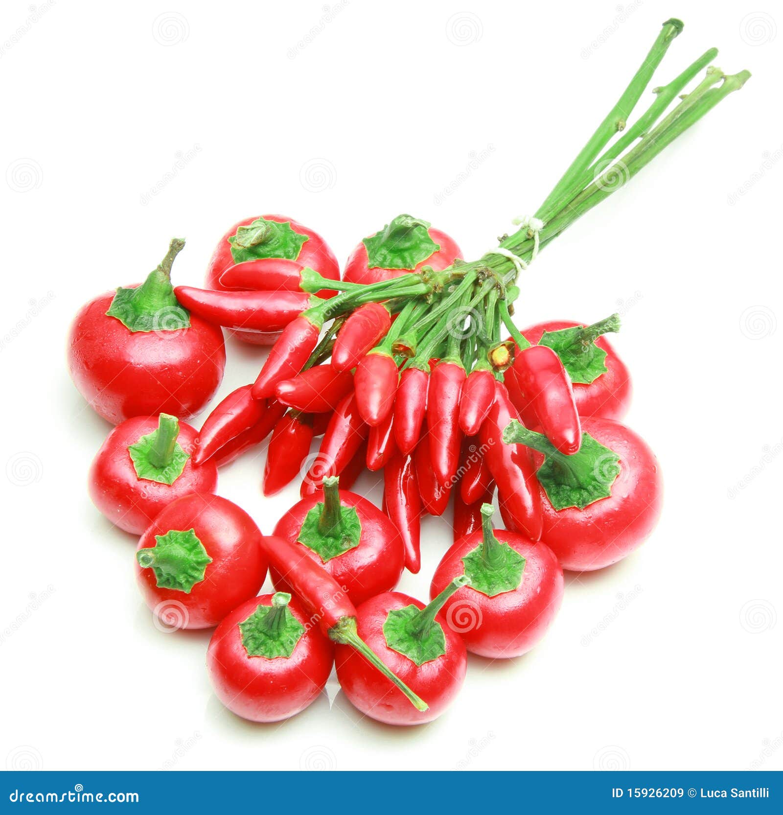 Poivron rouge image stock. Image du nourriture, chiles - 15926209