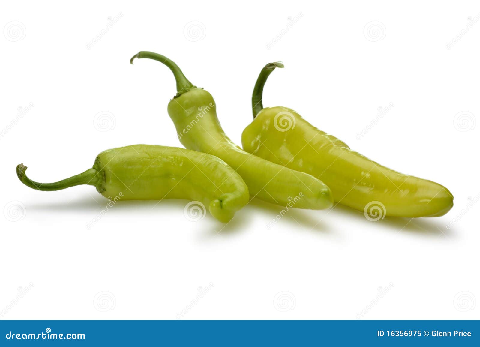 Poivrons de banane image stock. Image du poivron, ingrédient - 16356975