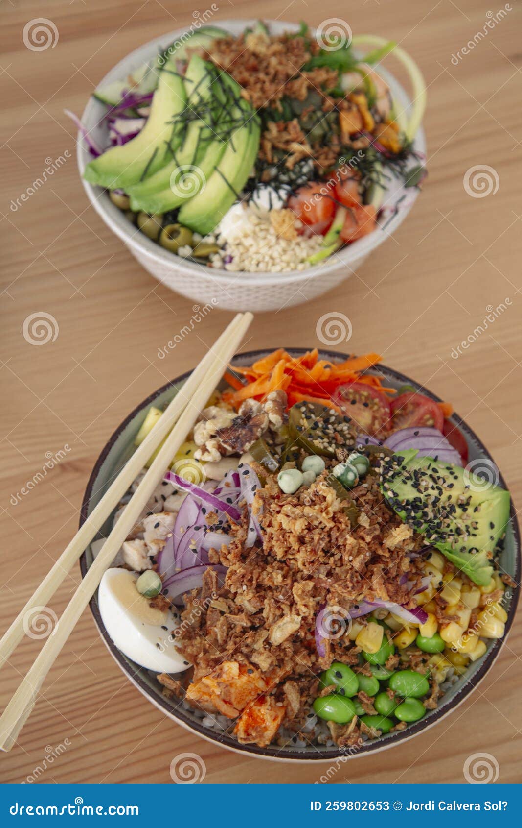 Poke Bowl Para Ir Con Verduras Imagen de archivo - Imagen de cremoso ...