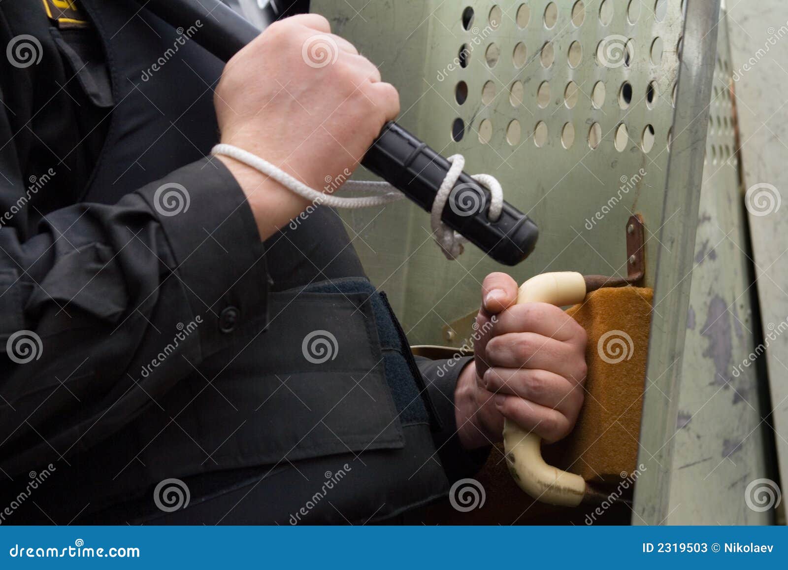 Police Battering Door Handle Stock Image - Image of arms, protest: 2319503