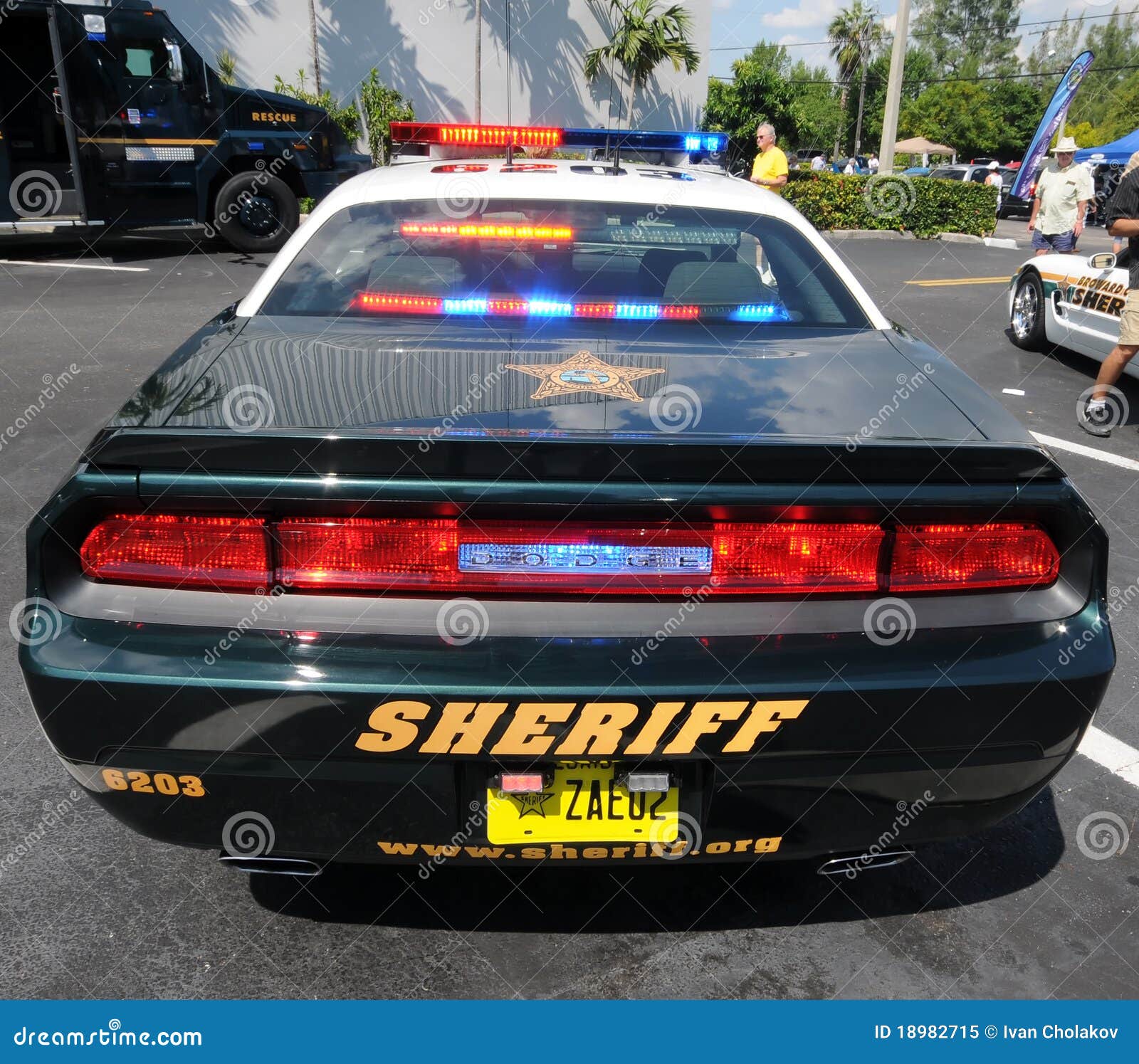 Police car with lights on editorial image. Image of sheriff - 18982715