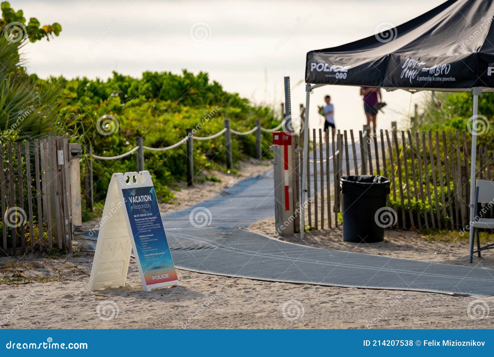 Police Check Point Miami Beach Spring Break 2021 Editorial Stock Photo ...