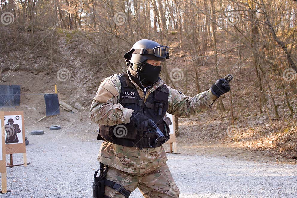 Police instructor stock photo. Image of gunshot, eyes - 19047508