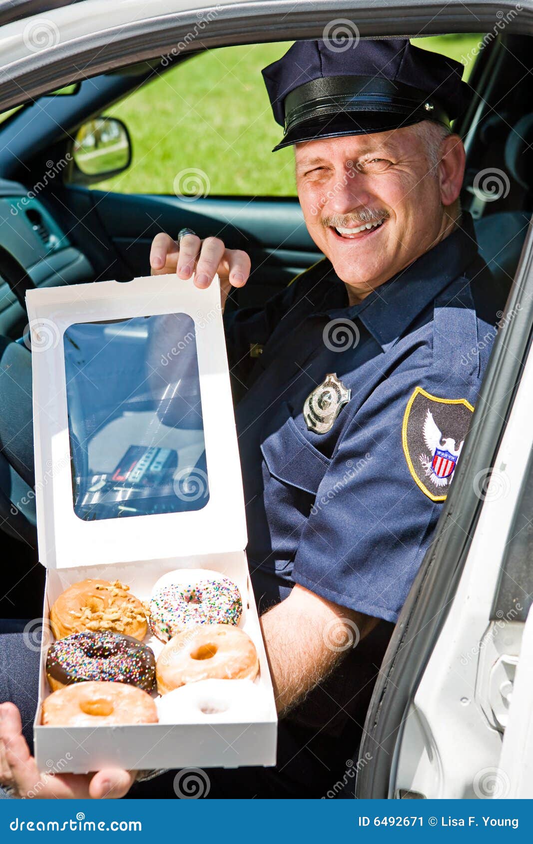 George Floyd: Black man dies after US police pin him to ground - Page ...