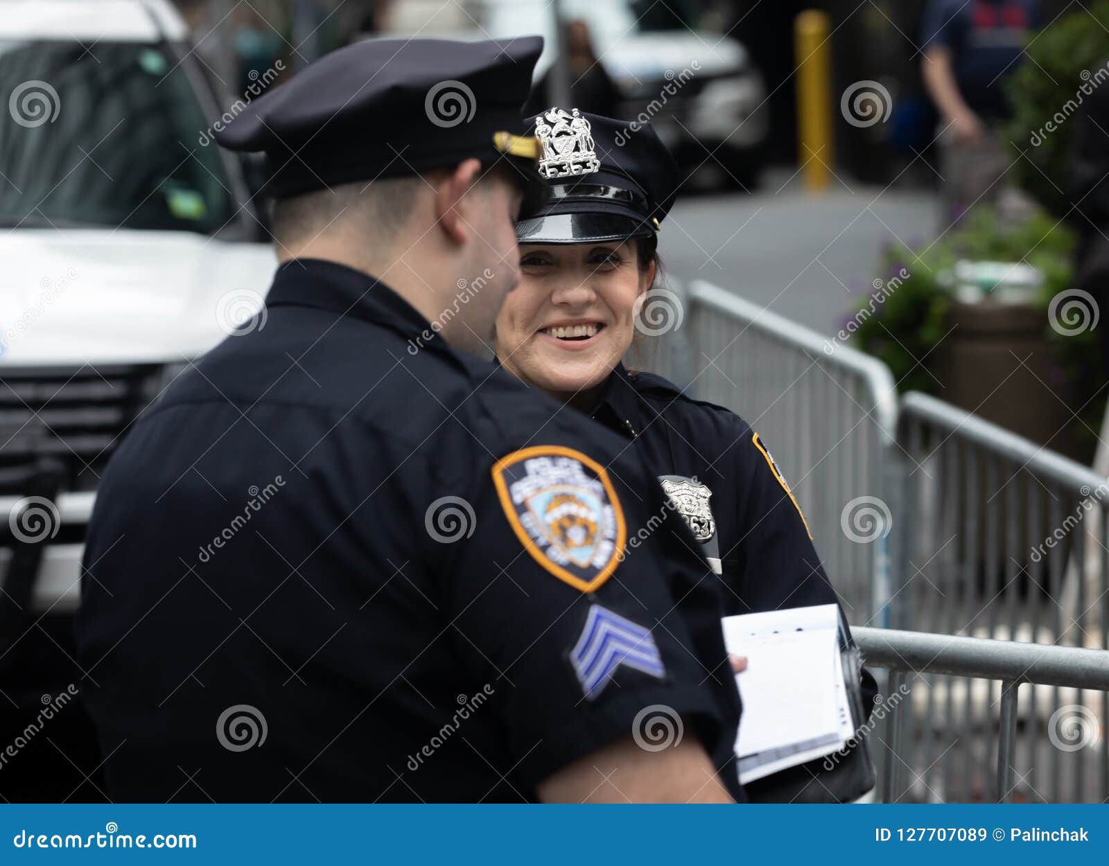 Police Officers In Nyc Editorial Stock Image Image Of Urban 127707089