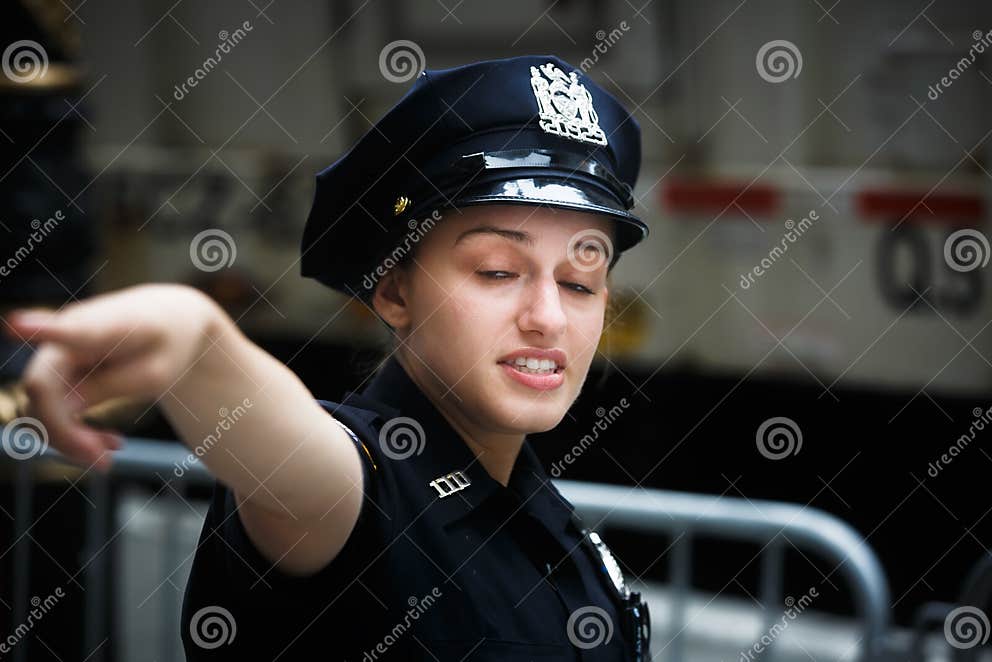 Police Officers On The Streets Of Manhattan Editorial Photography