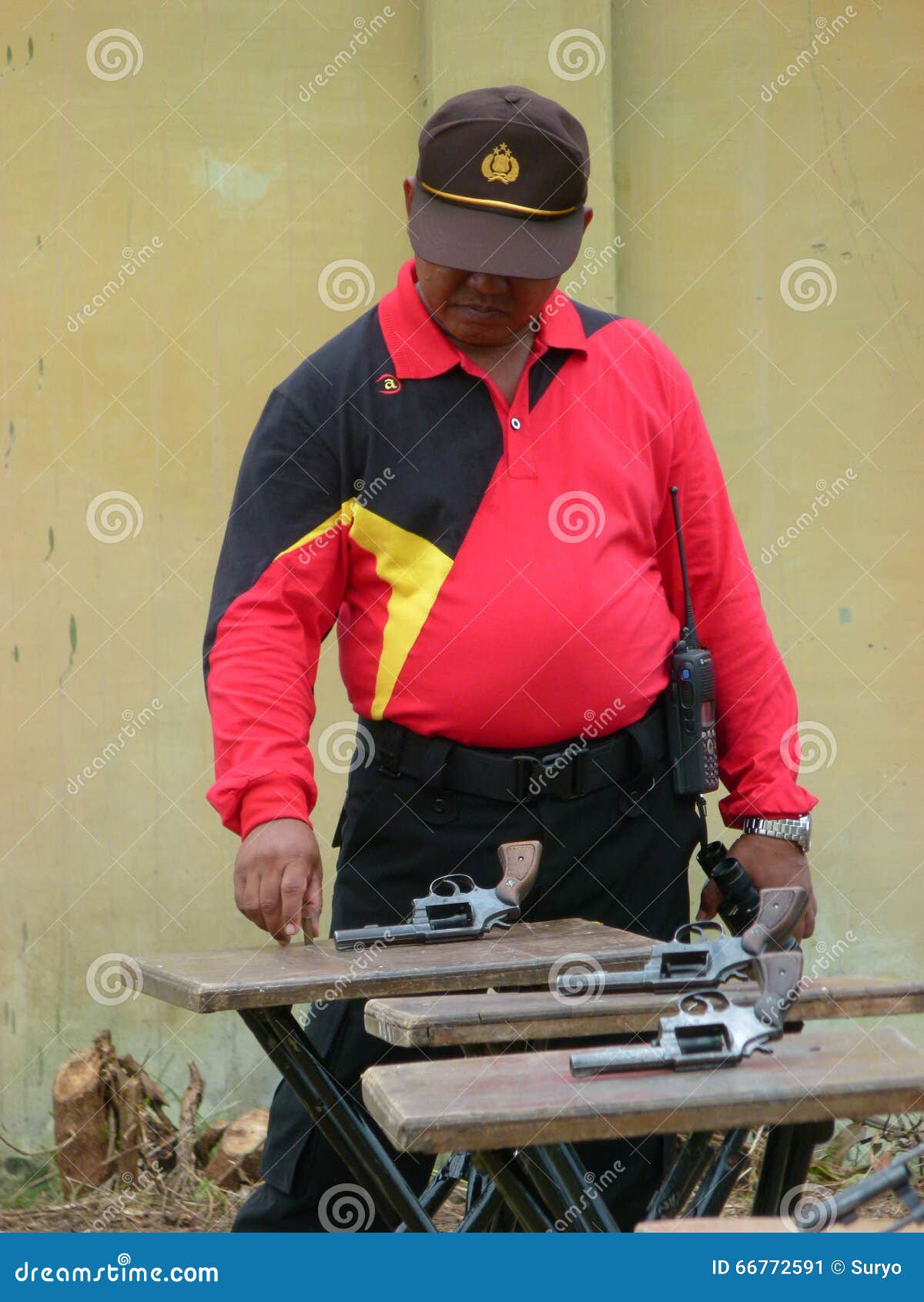 Police practice shooting editorial photo. Image of firing - 66772591