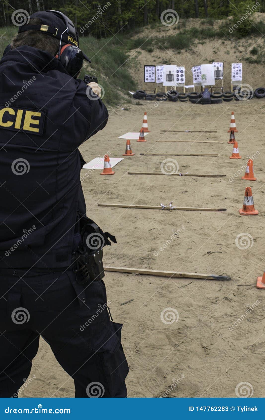Police shooting editorial stock photo. Image of firearm - 147762283