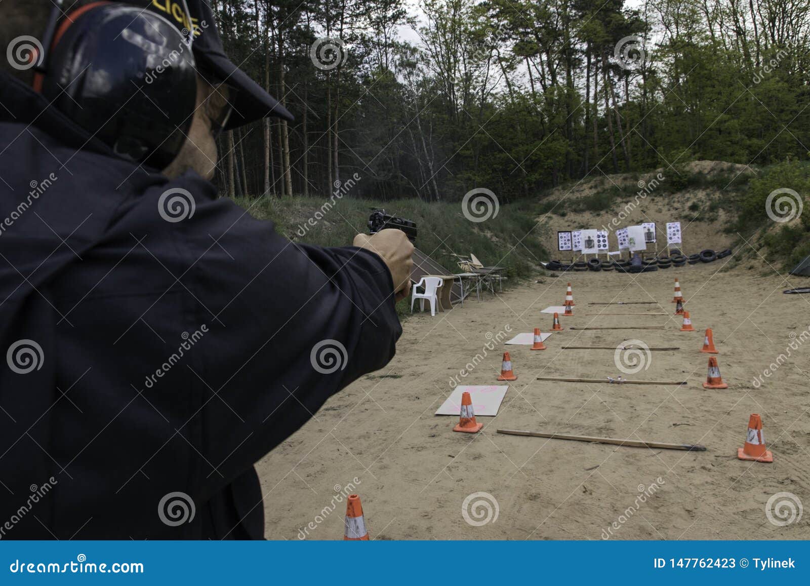 Police shooting editorial stock photo. Image of training - 147762423