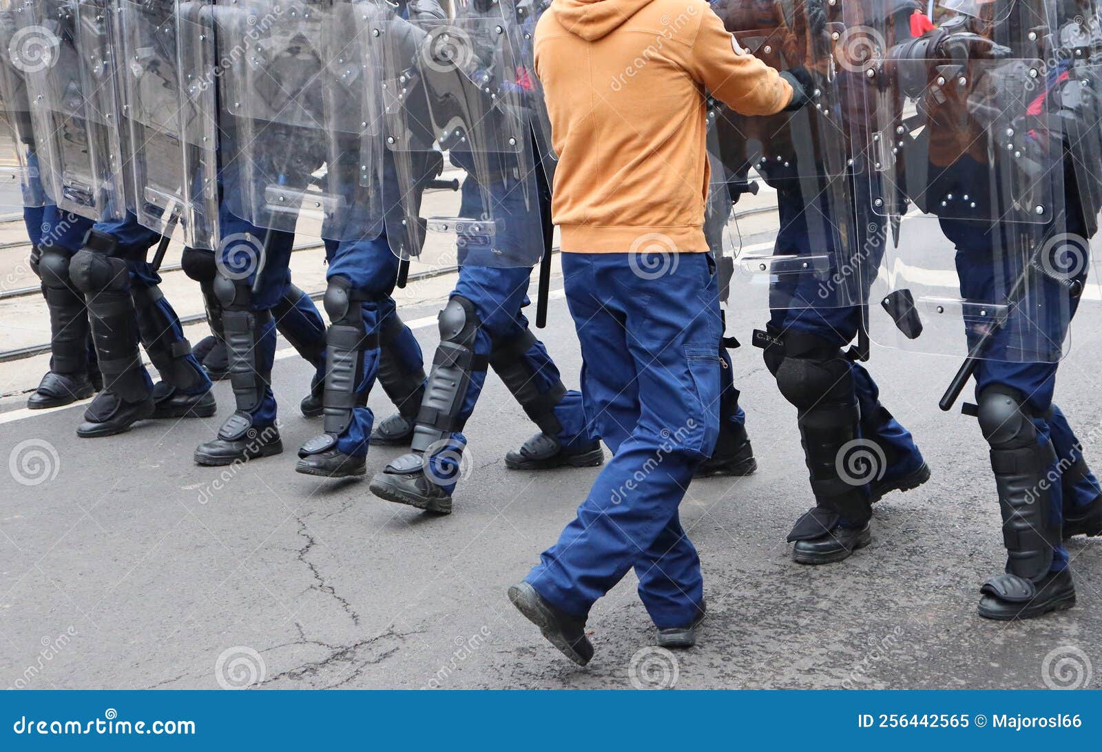 Police Swat Team on the Street Stock Image - Image of blue, protection ...