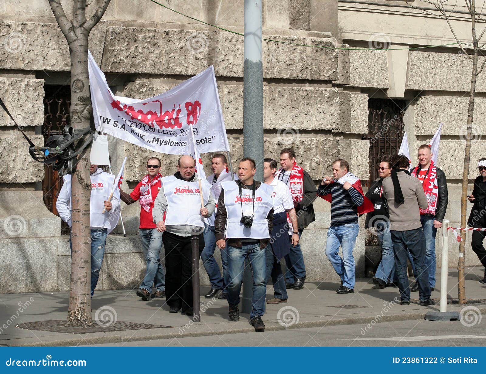 Polish Sympathizers in Hungary Editorial Photography - Image of armed ...