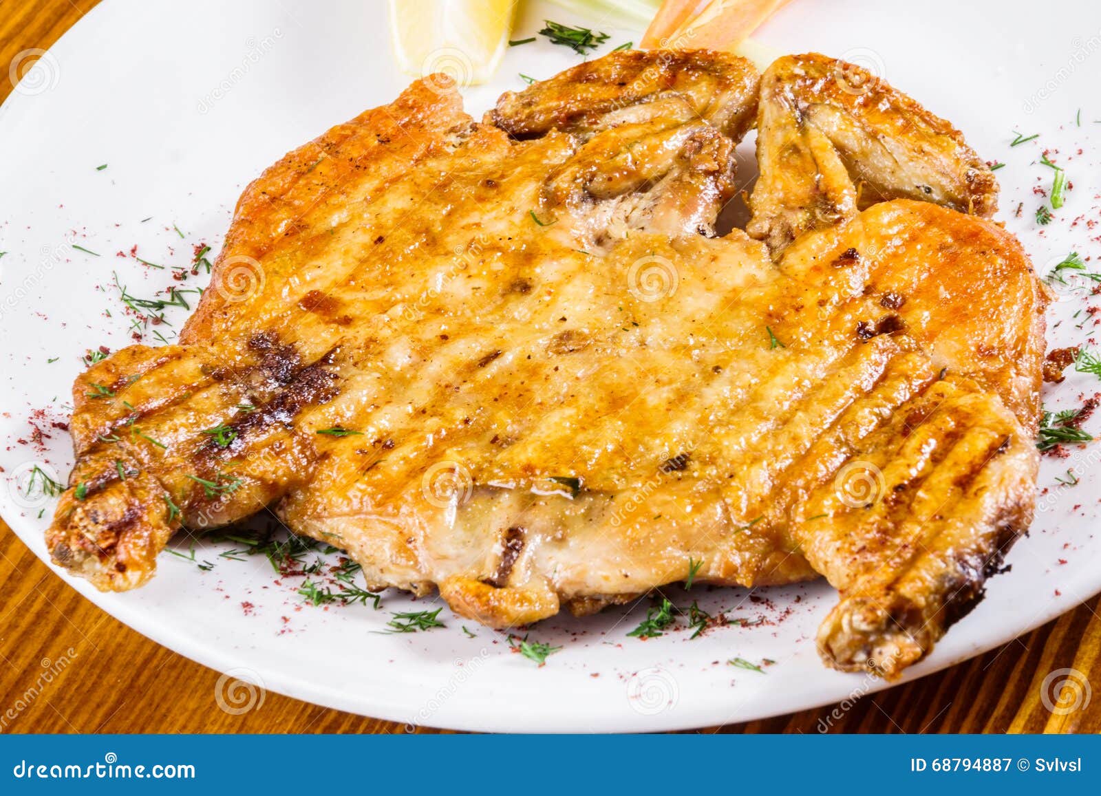 Pollo Cotto Cucina Georgiana Immagine Stock - Immagine di cotto, pollo ...