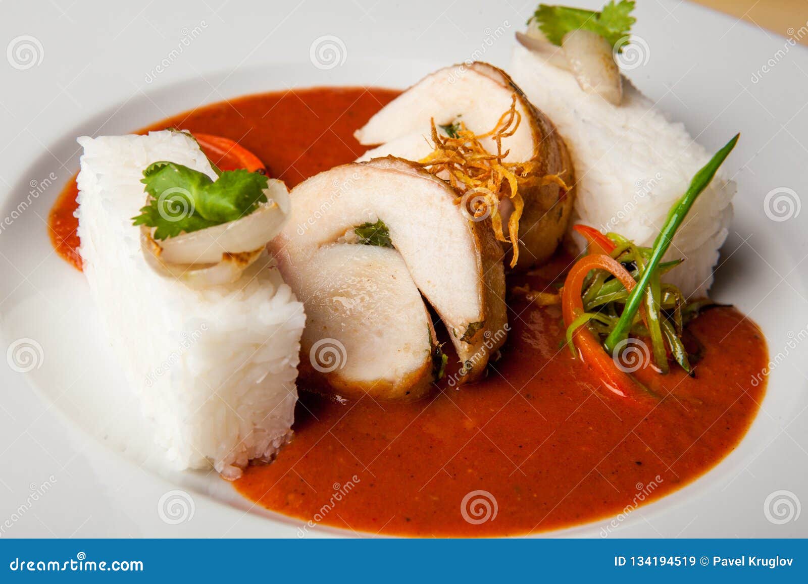 Pollo De Los Chiles Caliente Y Delicioso Imagen de archivo - Imagen de ...