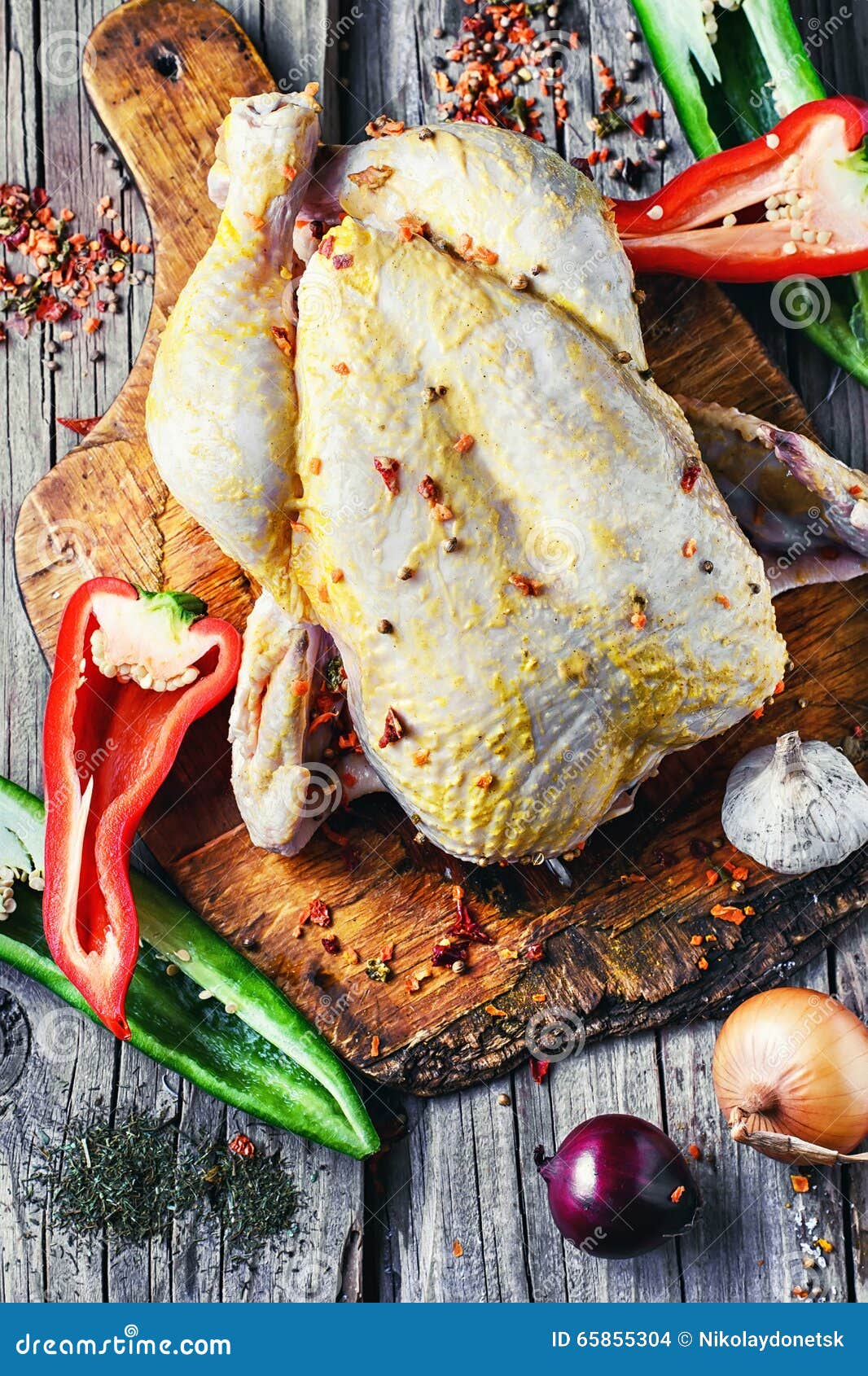 Pollo En Especias Y Condimentos Foto de archivo - Imagen de especia ...