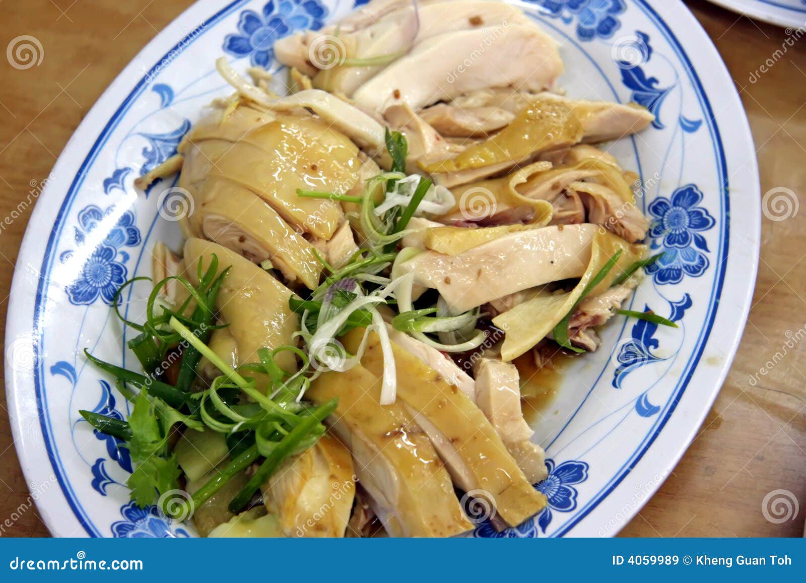 Pollo hervido imagen de archivo. Imagen de blanco, plato - 4059989