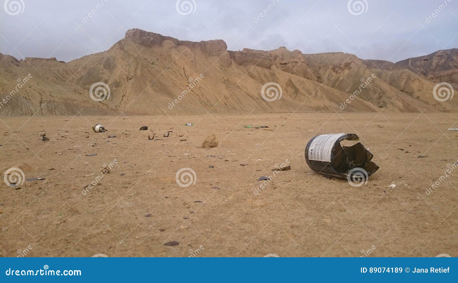 Pollution image stock éditorial. Image du pollution, désert - 89074189