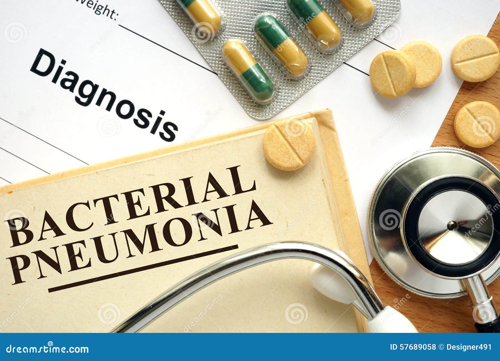 Polmonite batterica fotografia stock. Immagine di polmonite - 57689058