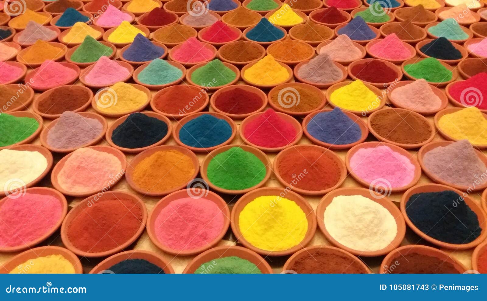 Polvo del color imagen de archivo. Imagen de color, rojo - 105081743